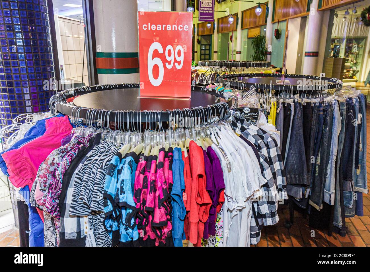 Jacksonville the jacksonville landing hi-res stock photography and ...