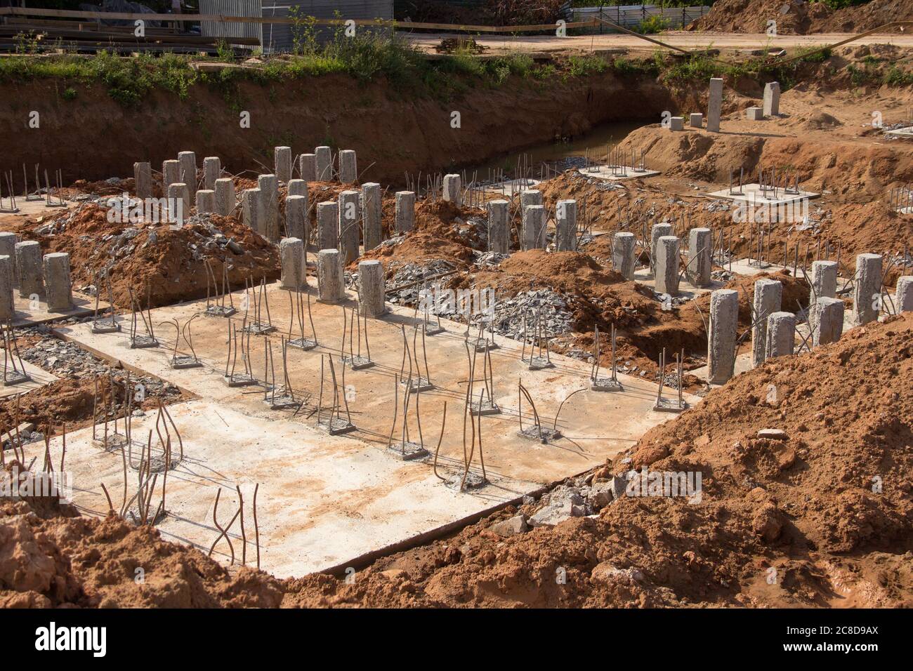 Preparation of the concrete base for the construction of a new building ...