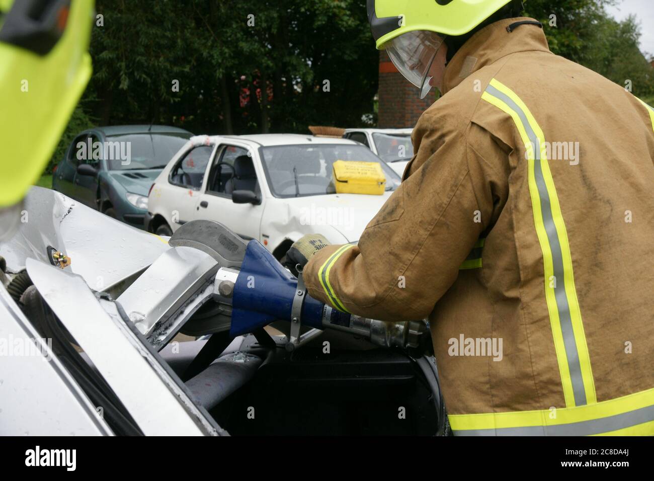 Car crash rescue team hi-res stock photography and images - Alamy