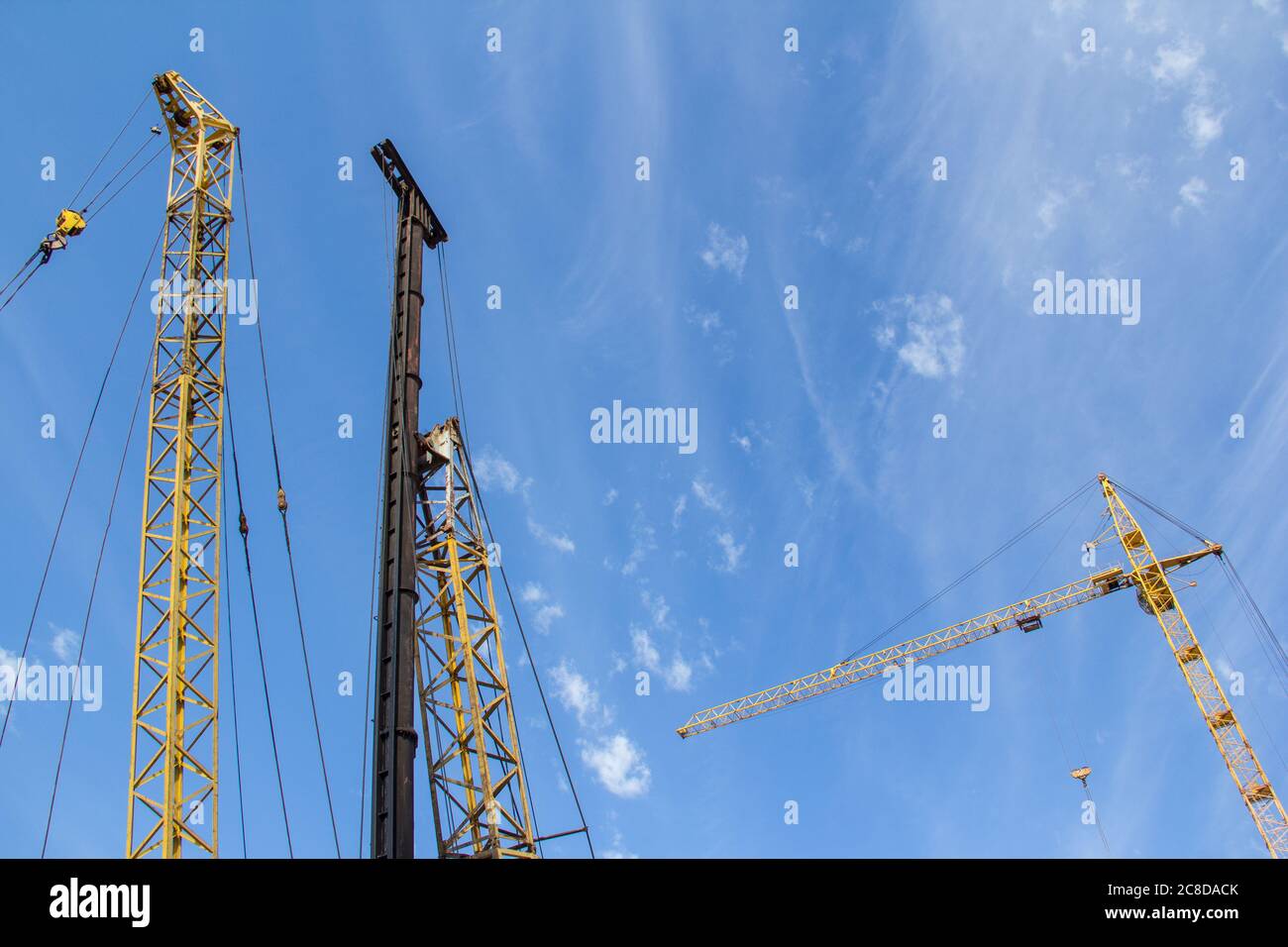 Pile rig hi-res stock photography and images - Alamy