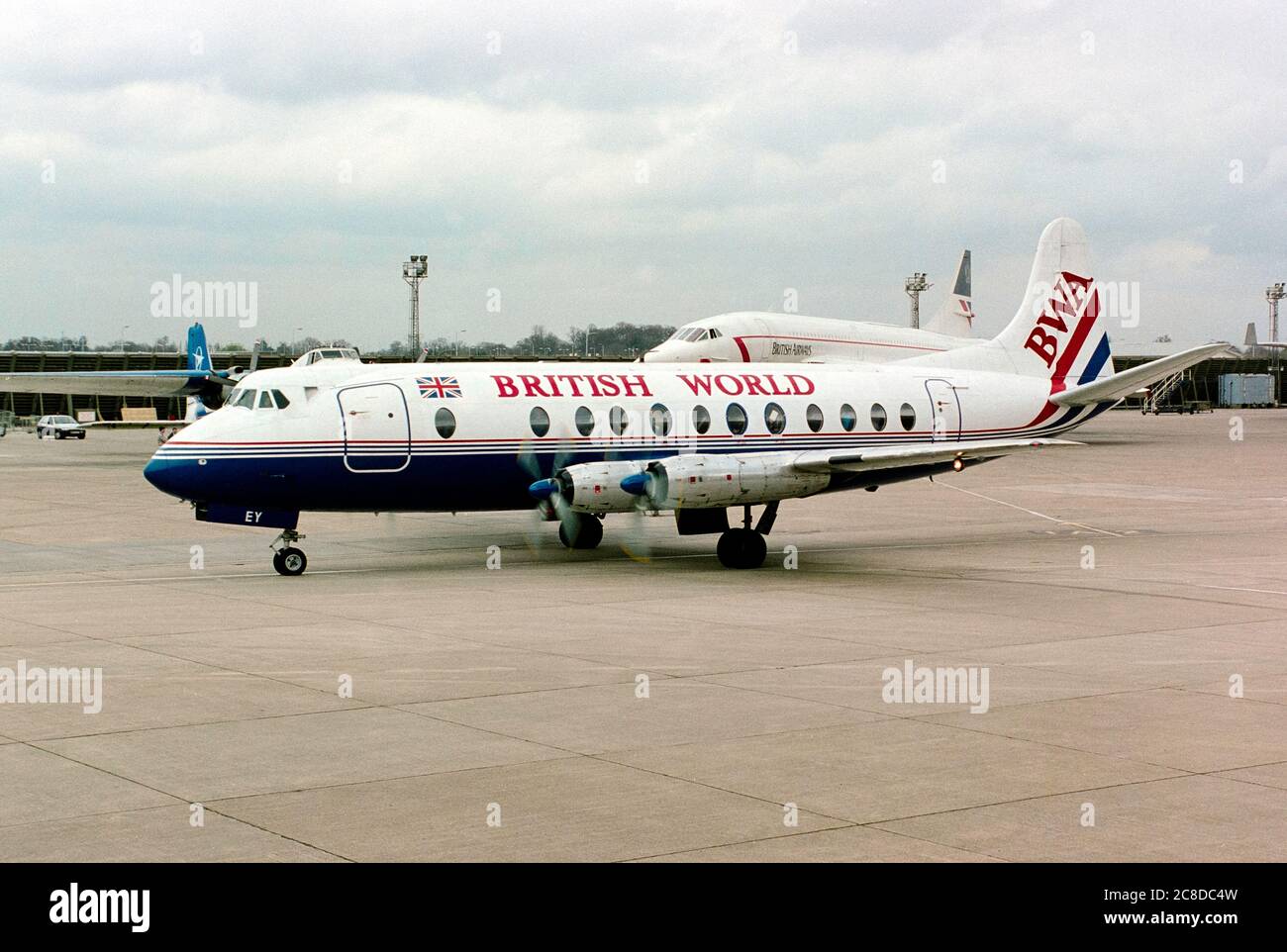 The last Vickers Viscount to carry passengers leaving London's Heathrow ...
