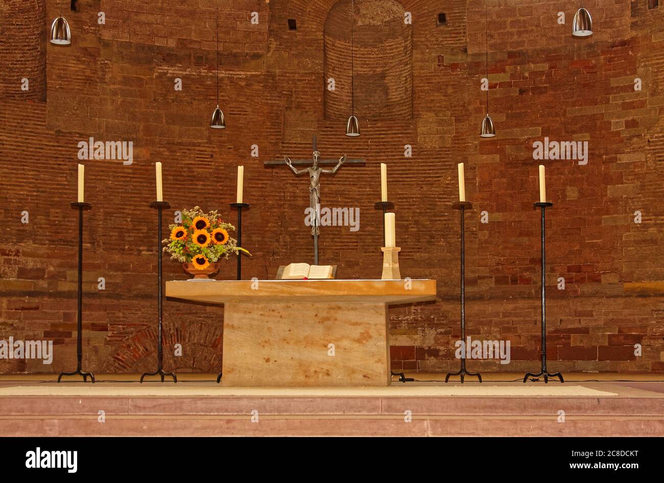 Altar candles hi-res stock photography and images - Alamy