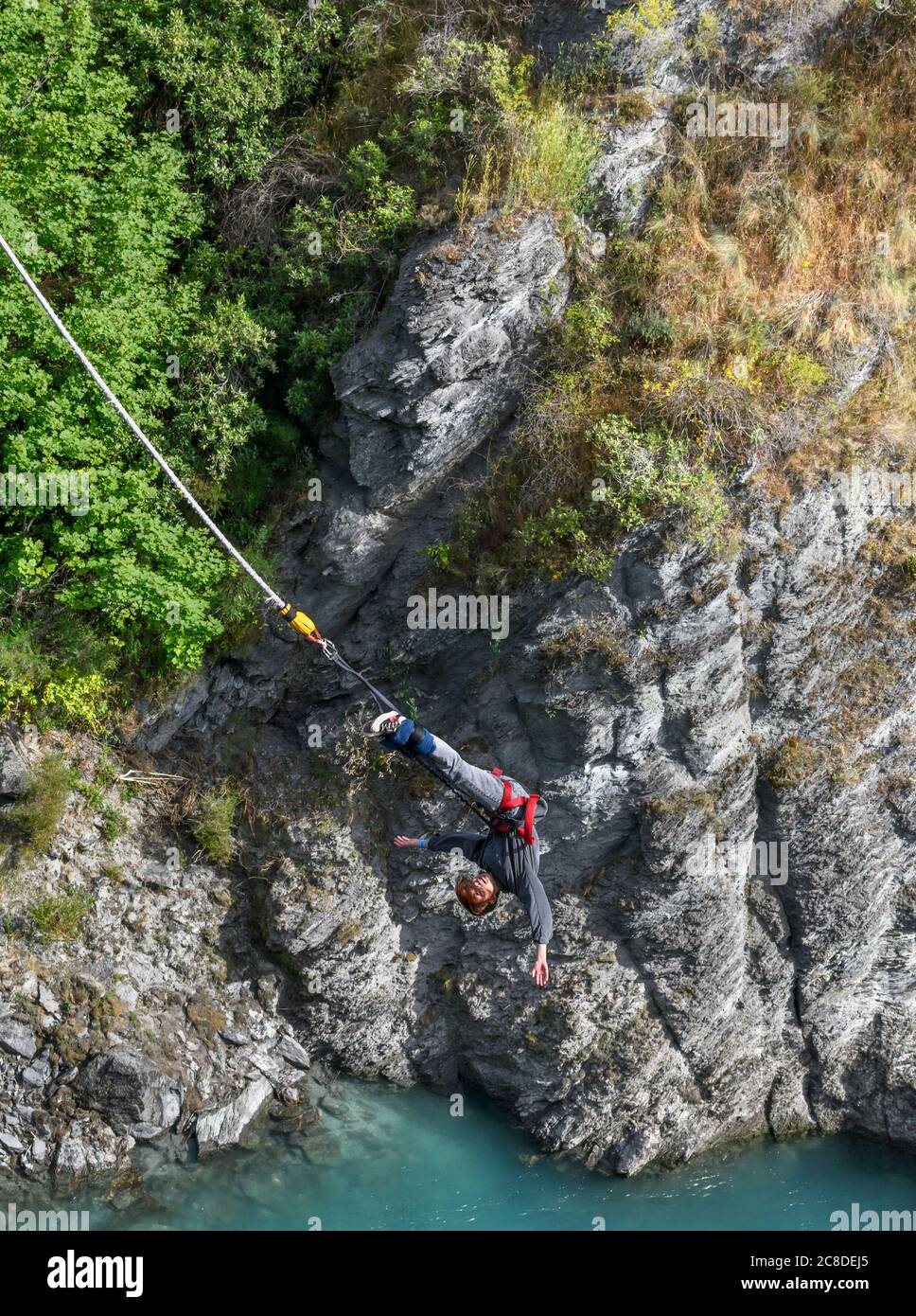 Bungy jumping from the Kawarau Gorge suspension bridge, Otago, New ...