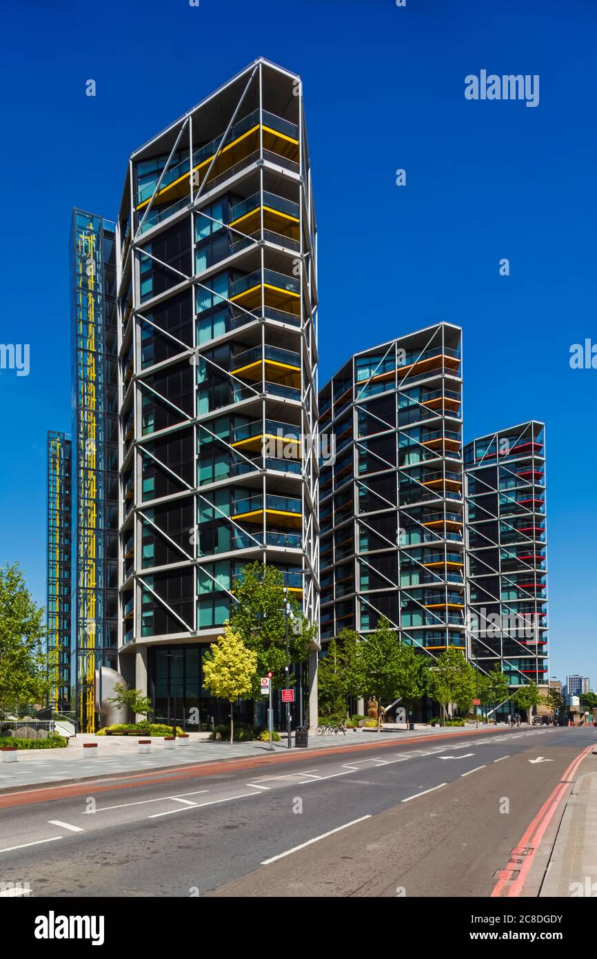 Nine Elms London Towers High Resolution Stock Photography and Images ...