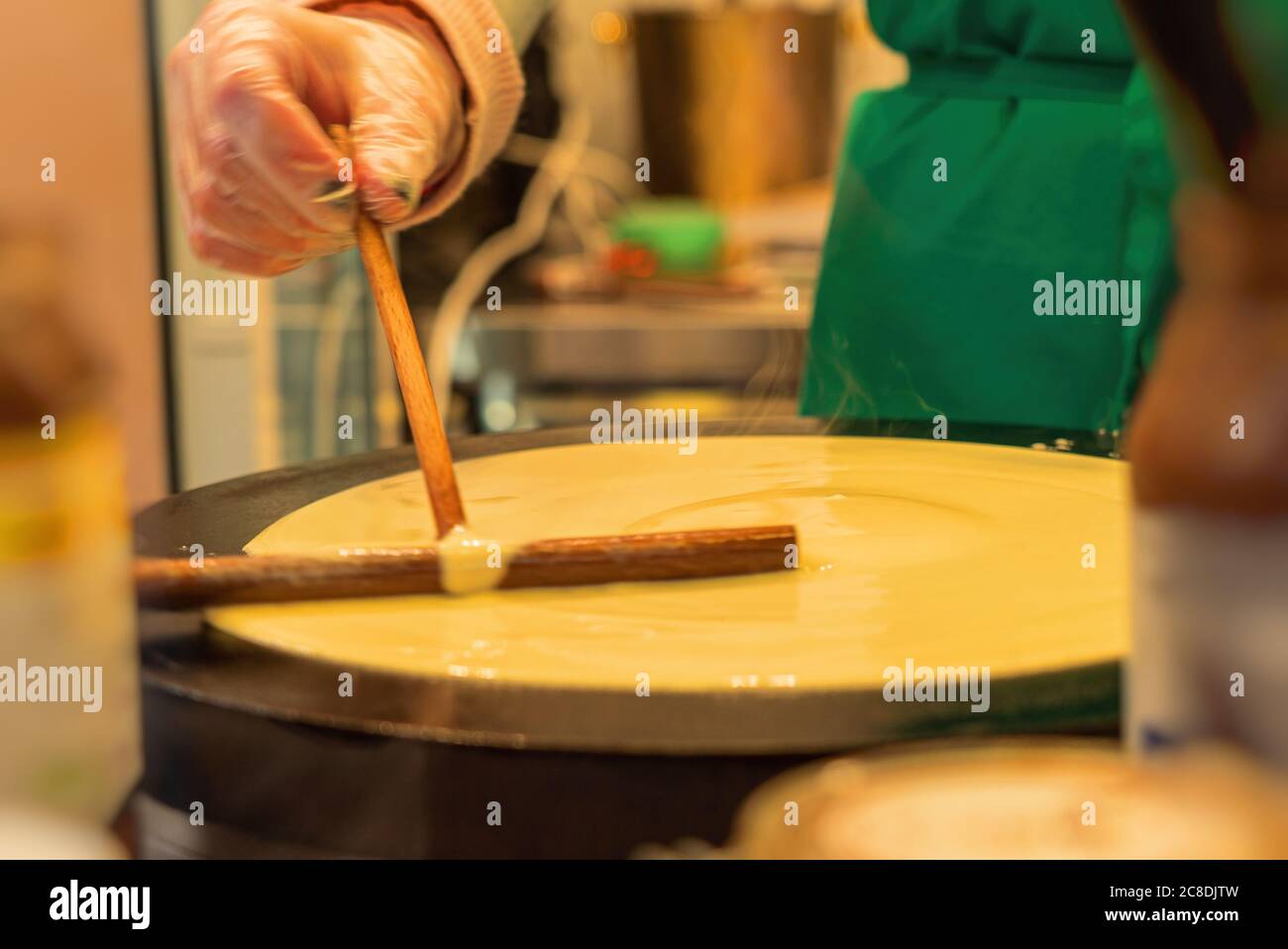 French pancake cooking process hi-res stock photography and images - Alamy