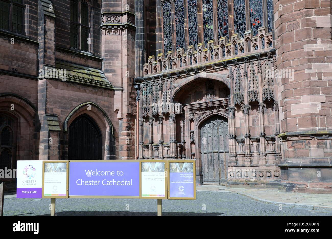West front entrance to Chester Cathedral Stock Photo - Alamy