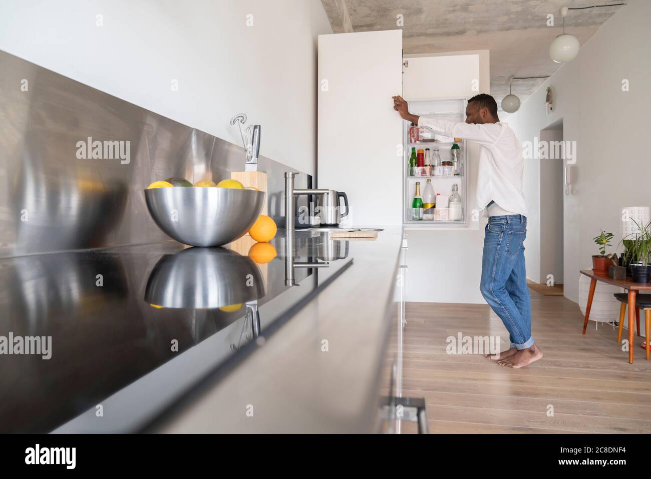 Kitchen interior modern full view hi-res stock photography and images ...