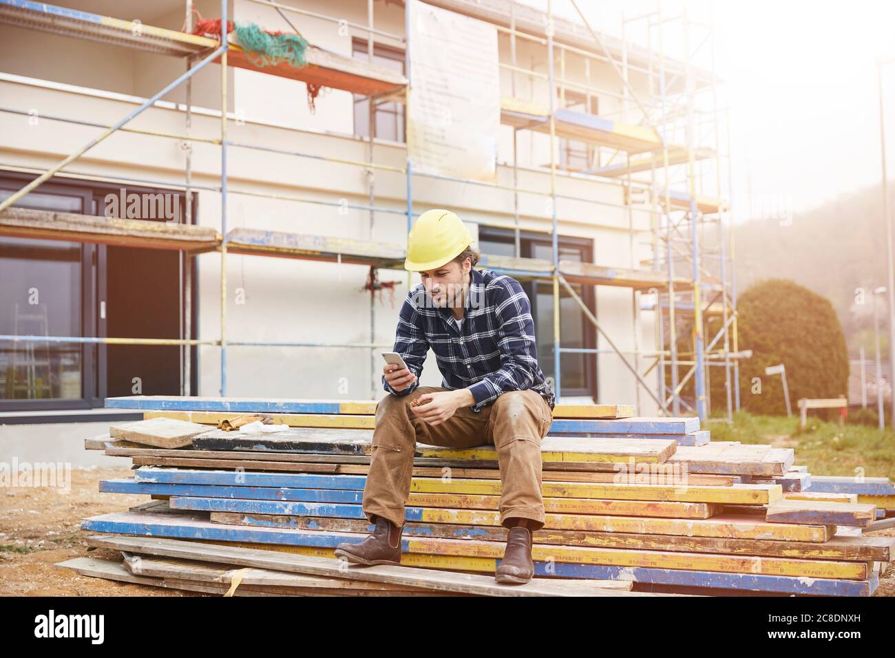 Construction worker break hi-res stock photography and images - Alamy