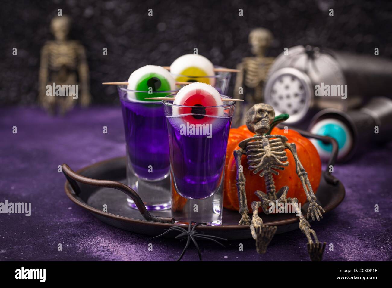 Creepy eyes halloween hi-res stock photography and images - Alamy