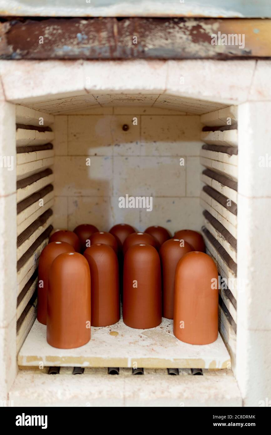 Ceramics kiln hi-res stock photography and images - Alamy