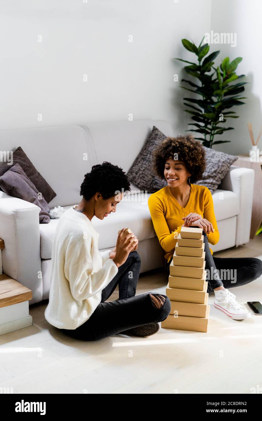 Stacking boxes hi-res stock photography and images - Alamy