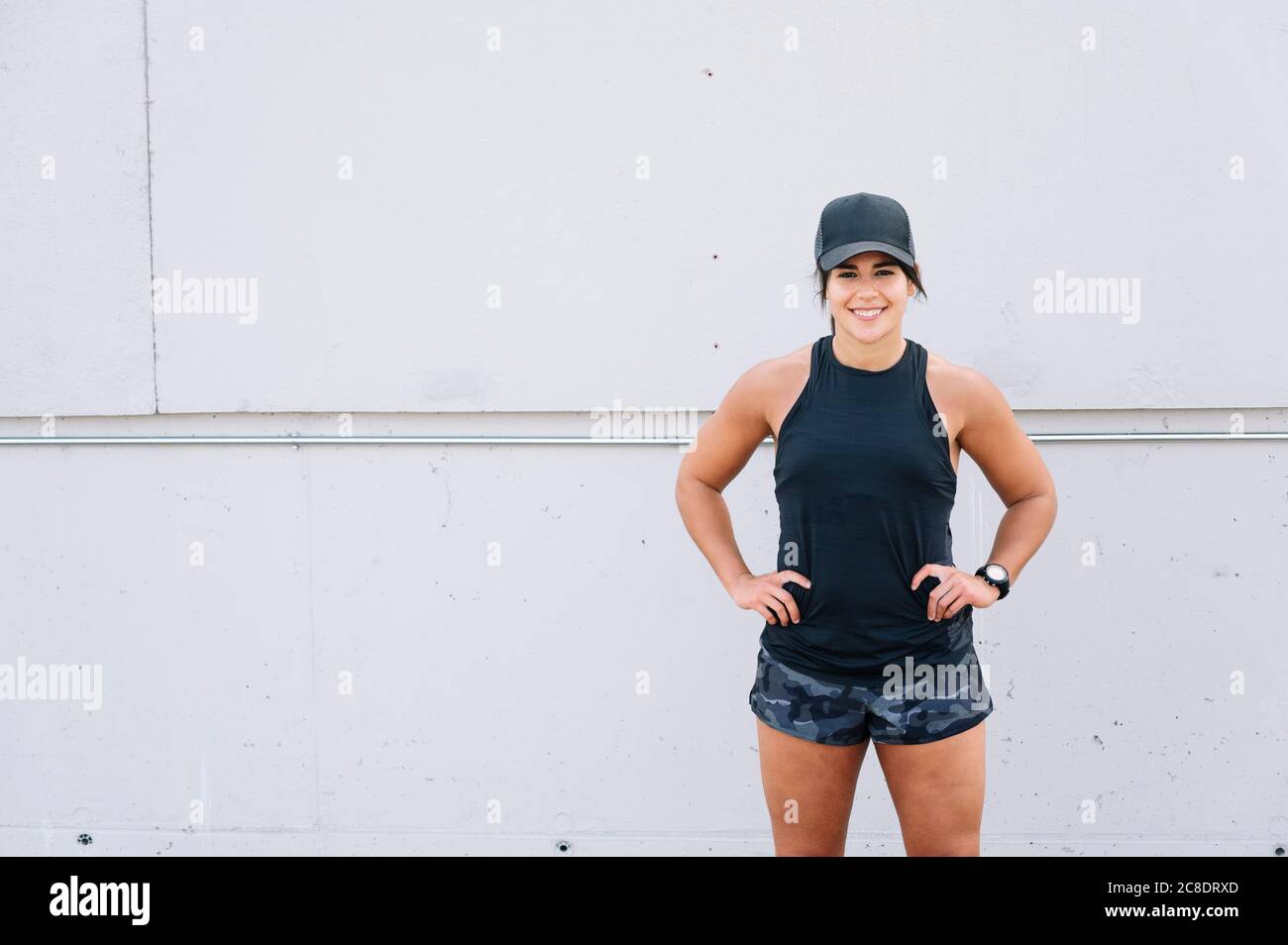 Arms akimbo hi-res stock photography and images - Alamy