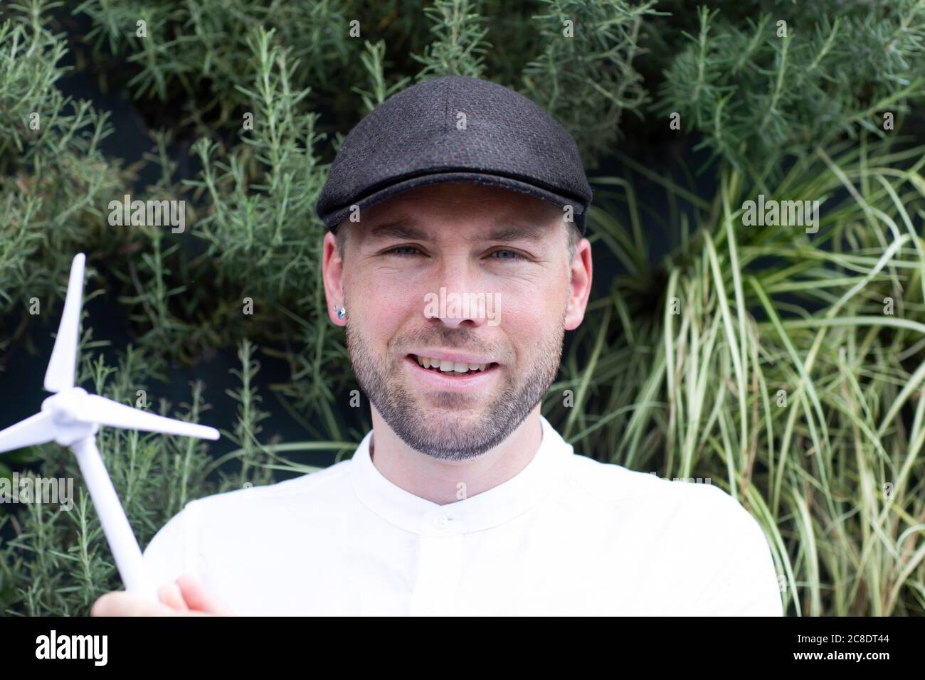 Beautiful male model hi-res stock photography and images - Alamy