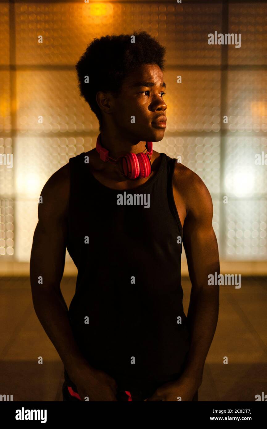 Night portrait boys hi-res stock photography and images - Alamy