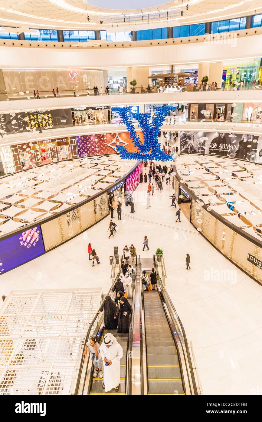 A typical scene in Dubai UAE Stock Photo - Alamy