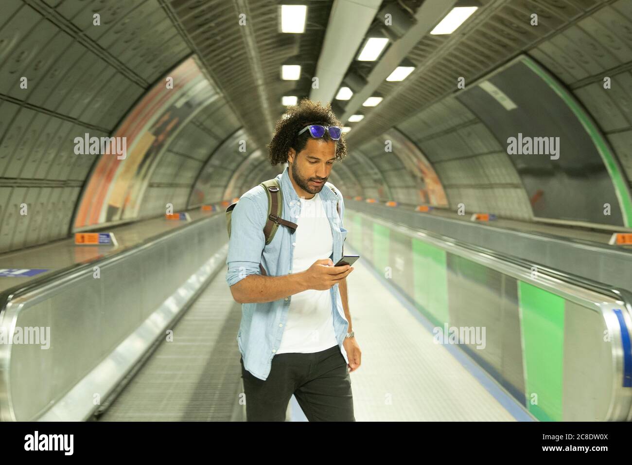 Mobile london hi-res stock photography and images - Alamy