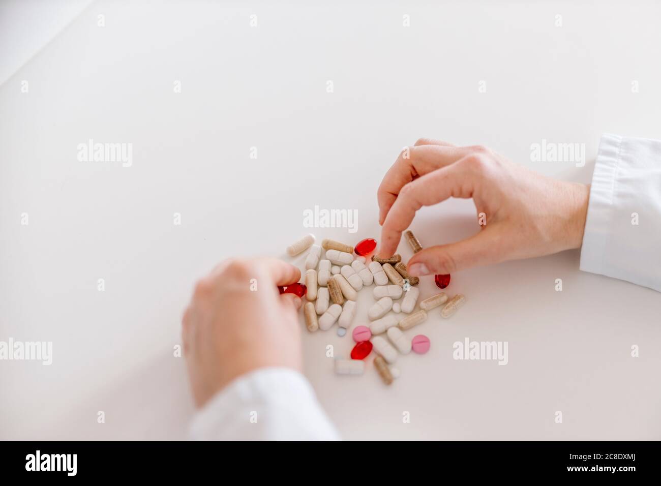 Doctor drug abuse hi-res stock photography and images - Alamy