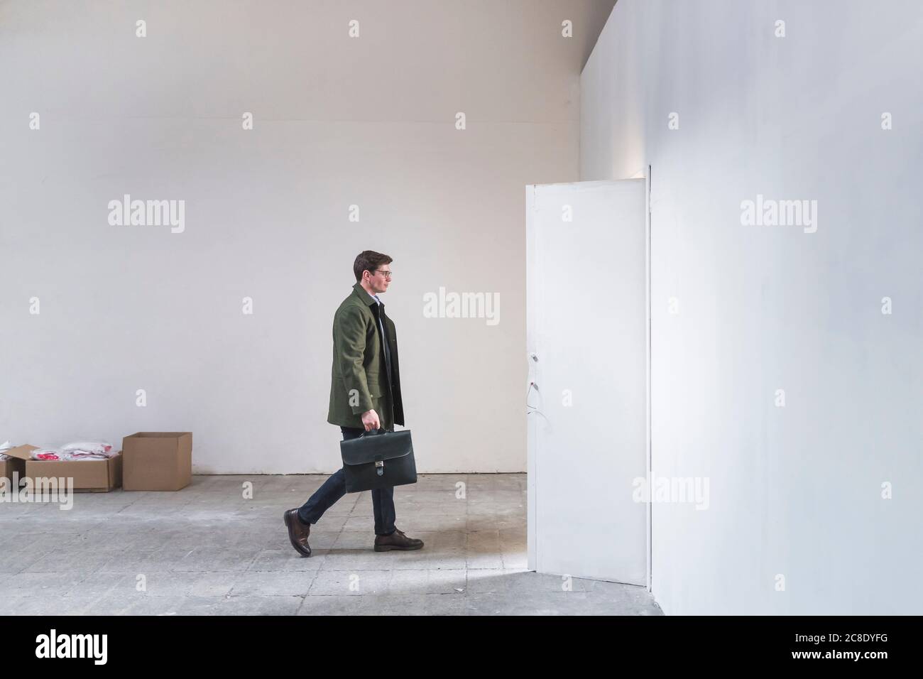 Leaving room hi-res stock photography and images - Alamy