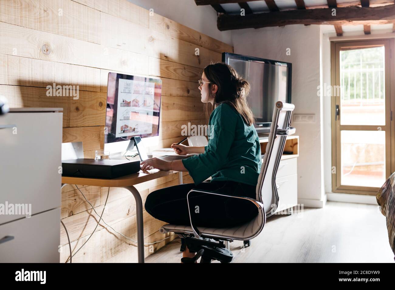 Architect occupation computer hi-res stock photography and images - Alamy