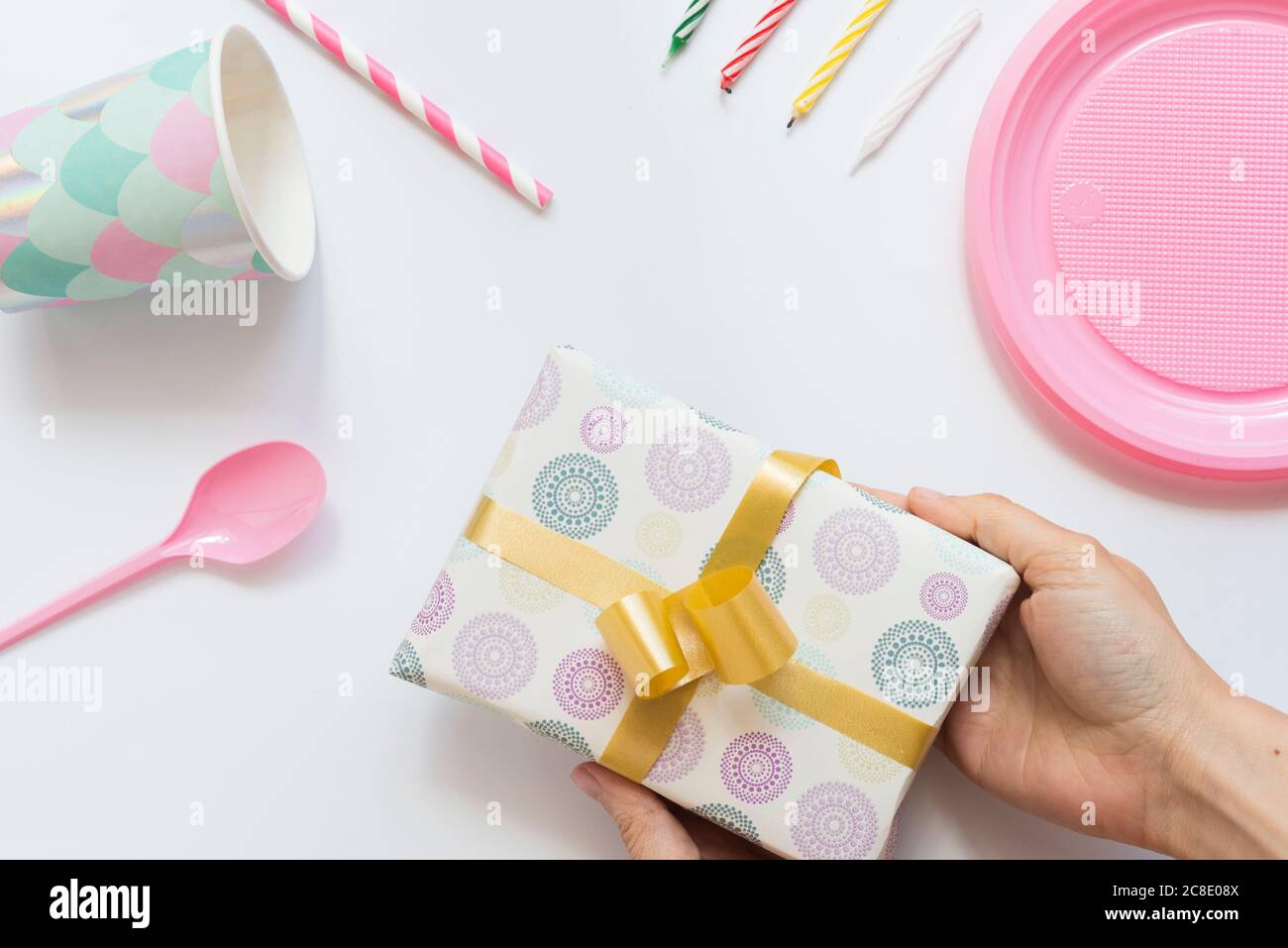 Birthday present hi-res stock photography and images - Alamy