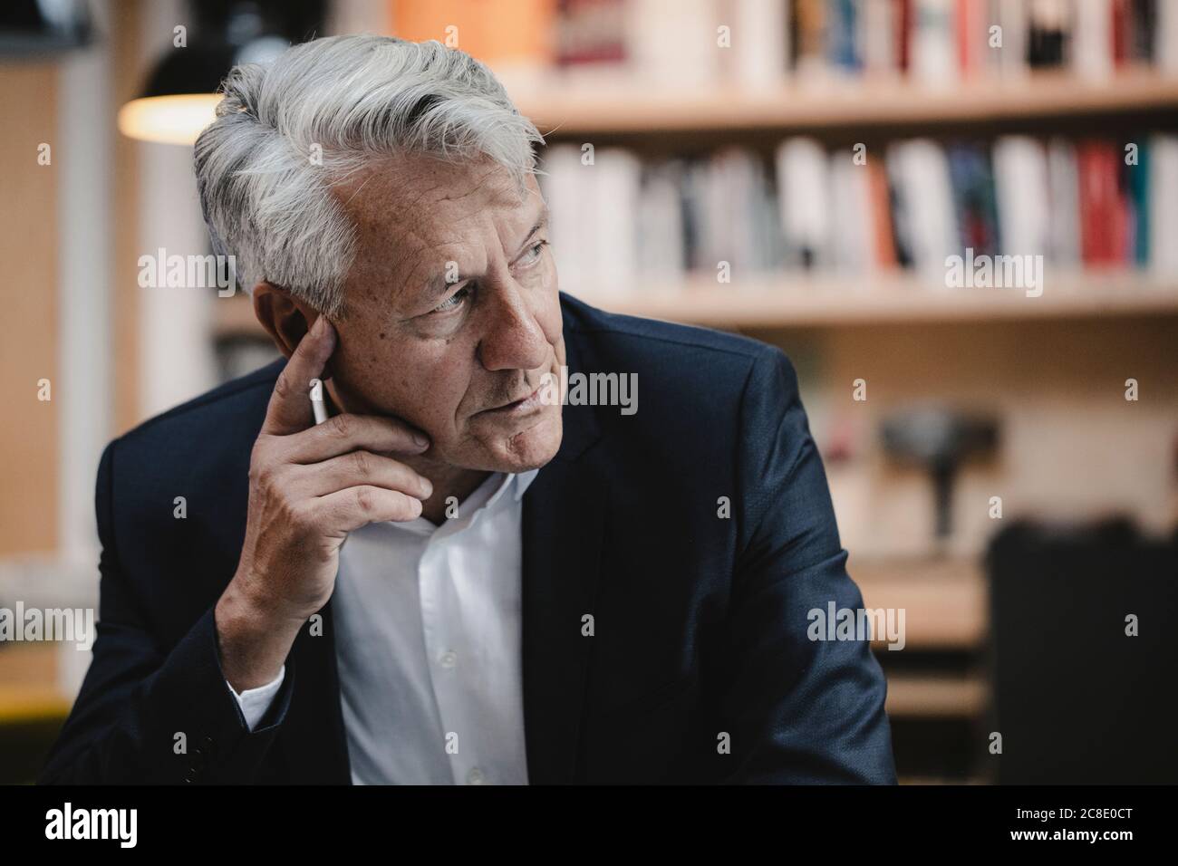 Man portrait 60 worried hi-res stock photography and images - Alamy