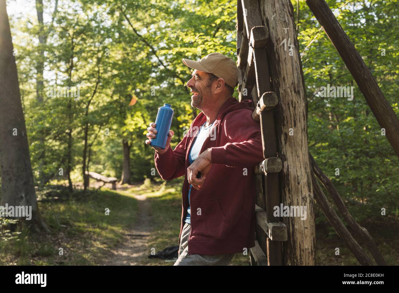 Holding ladder hi-res stock photography and images - Alamy