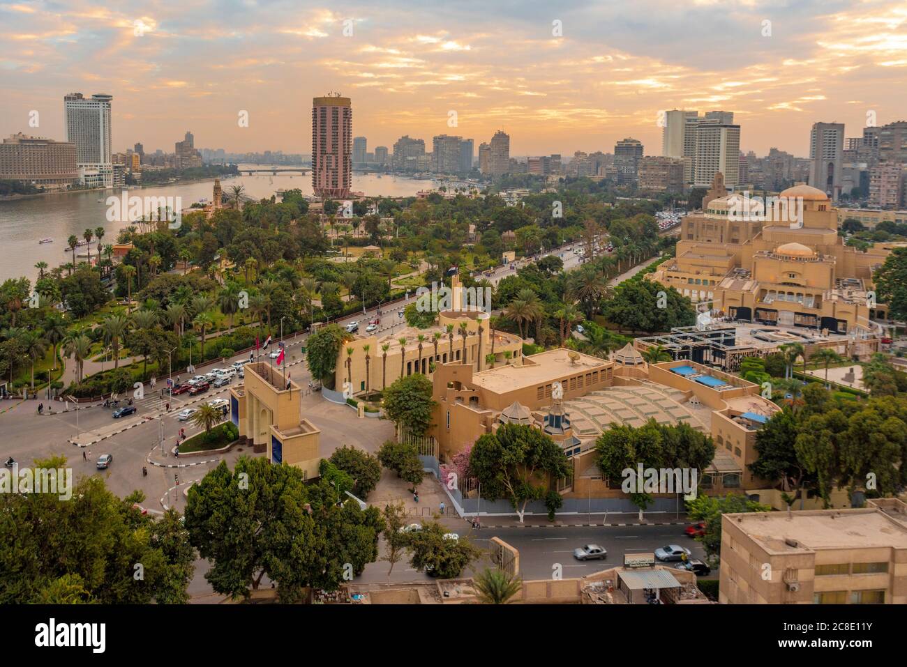 Cairo tahrir square hi-res stock photography and images - Alamy
