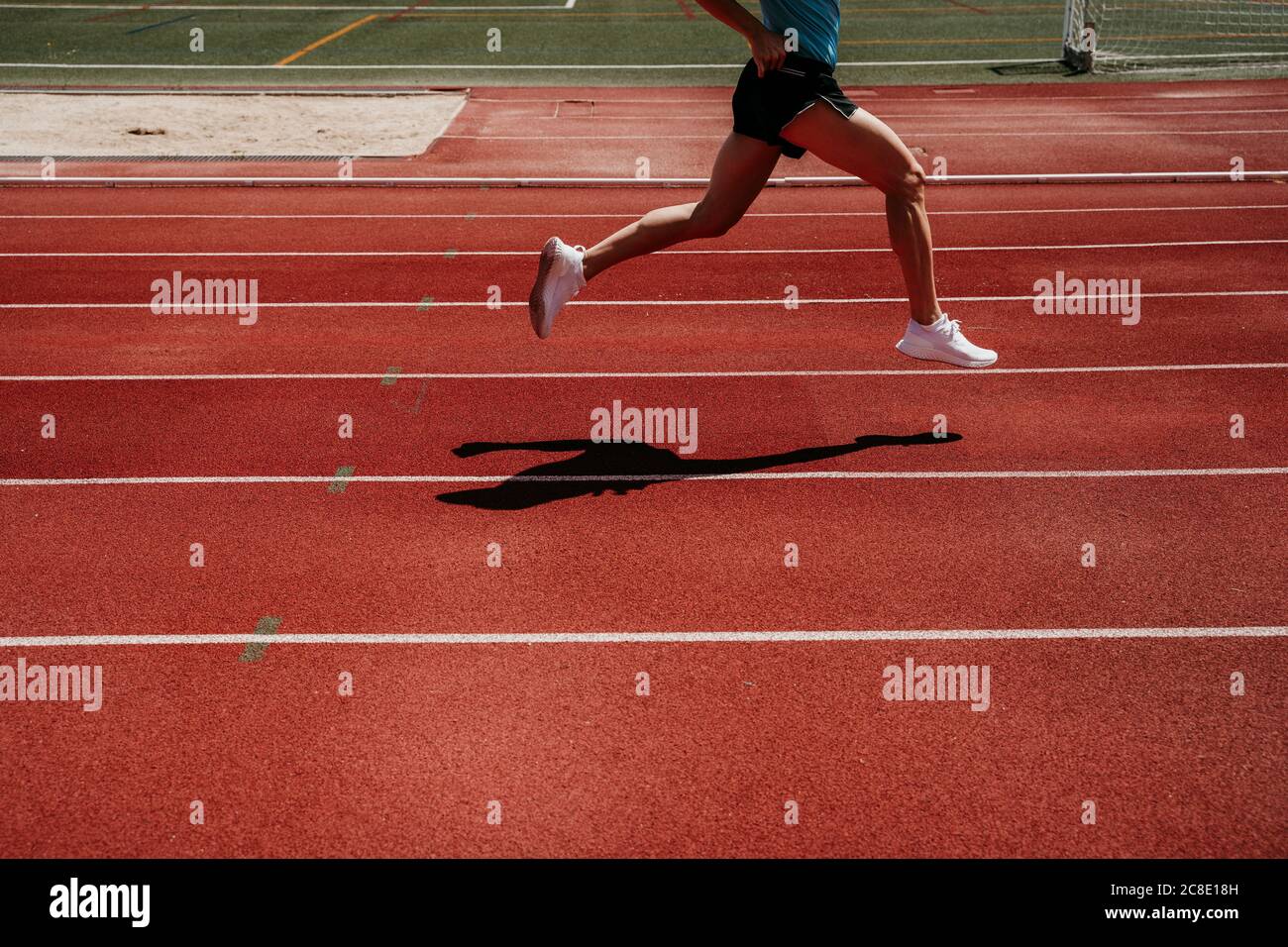 Athlete running track legs hi-res stock photography and images - Alamy