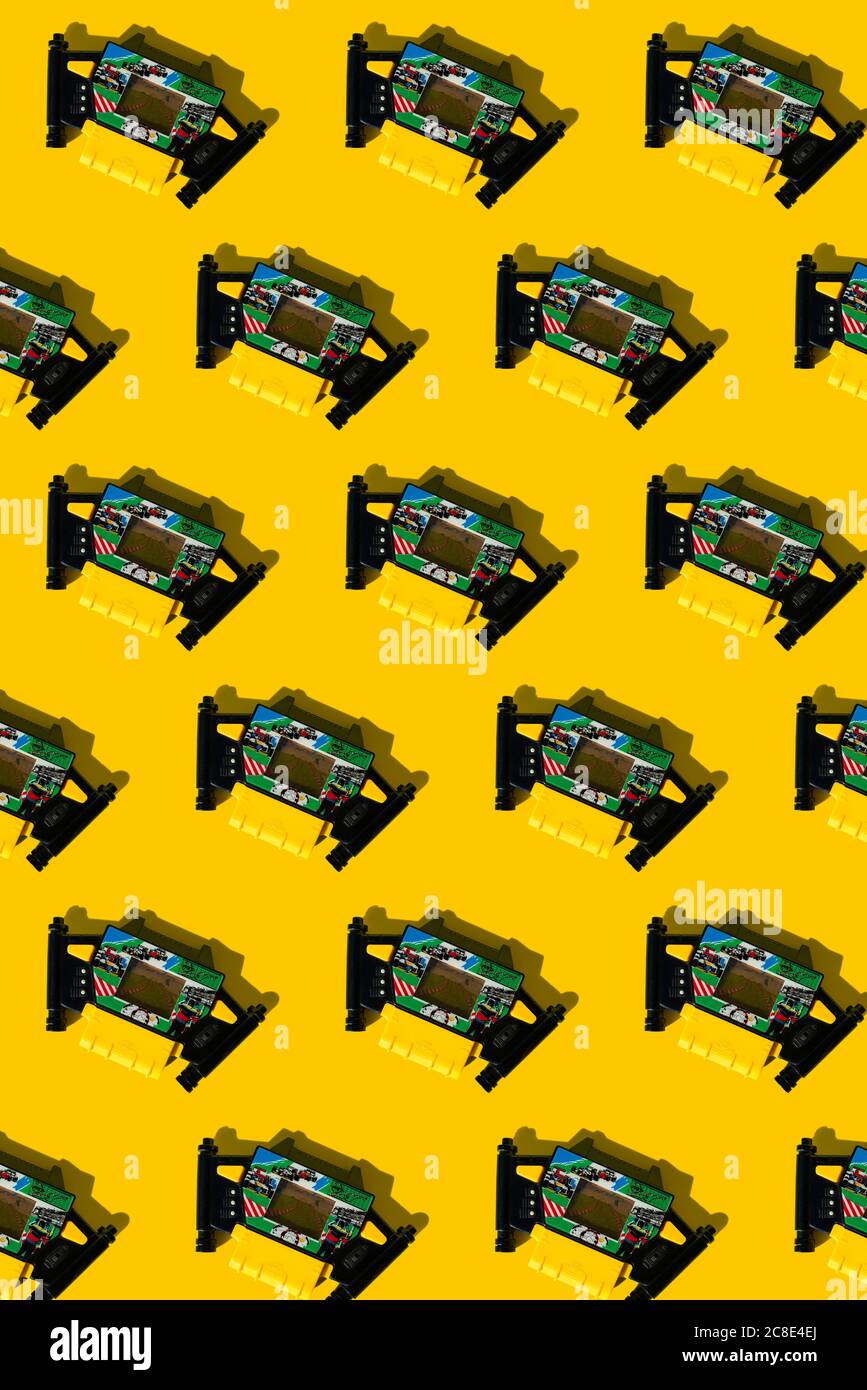 Pattern of retro handheld electronic games Stock Photo - Alamy