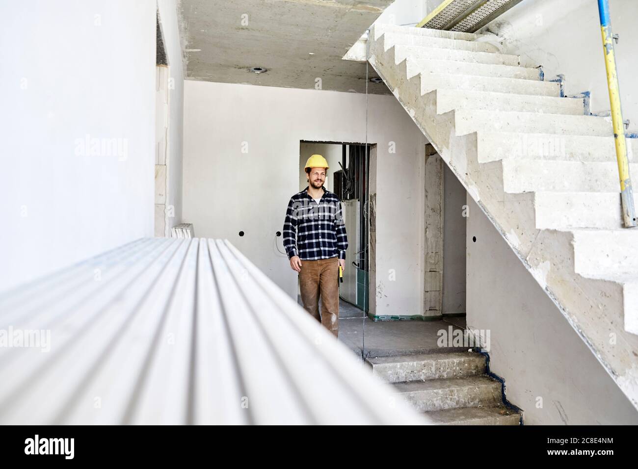 Shell worker hi-res stock photography and images - Alamy