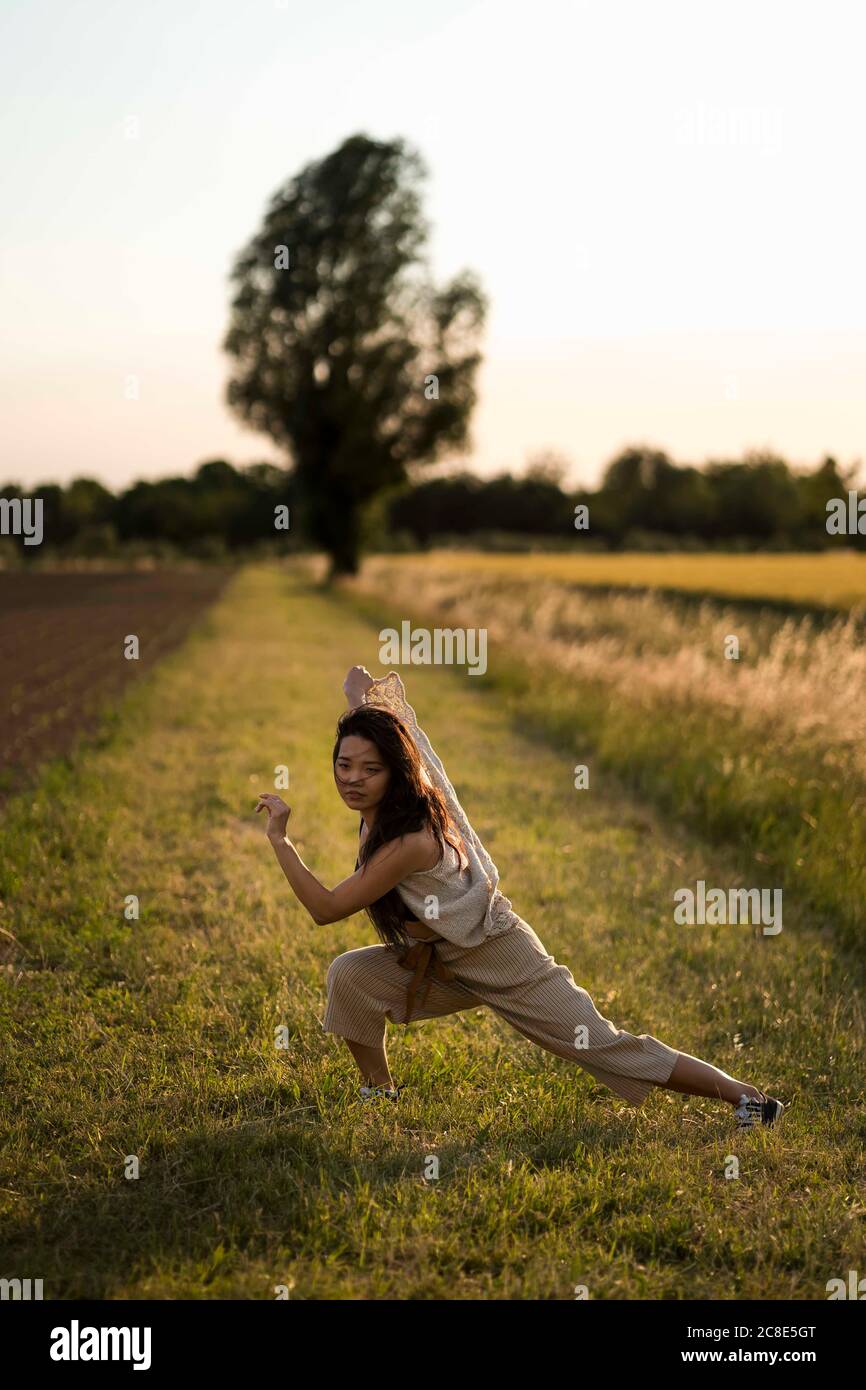 Evening dancing outdoors hi-res stock photography and images - Alamy
