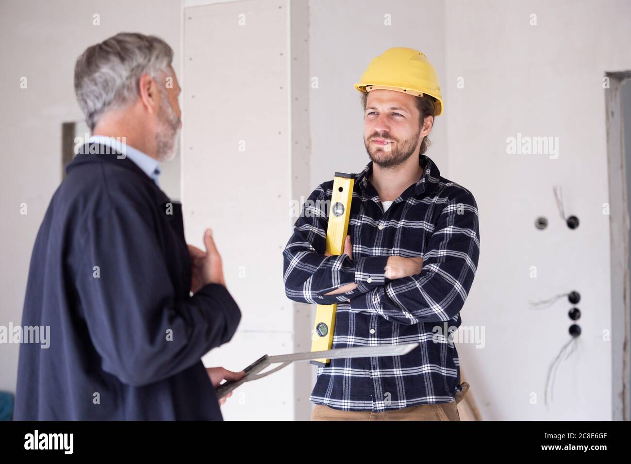 Construction constructing hi-res stock photography and images - Alamy
