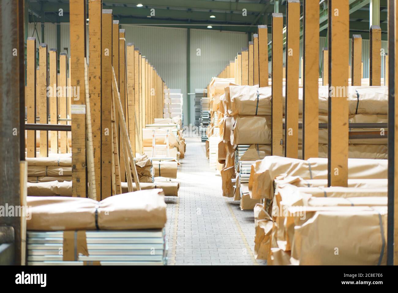 Wood storehouse hi-res stock photography and images - Alamy