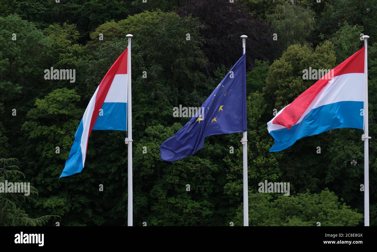 One world unity symbol hi-res stock photography and images - Alamy