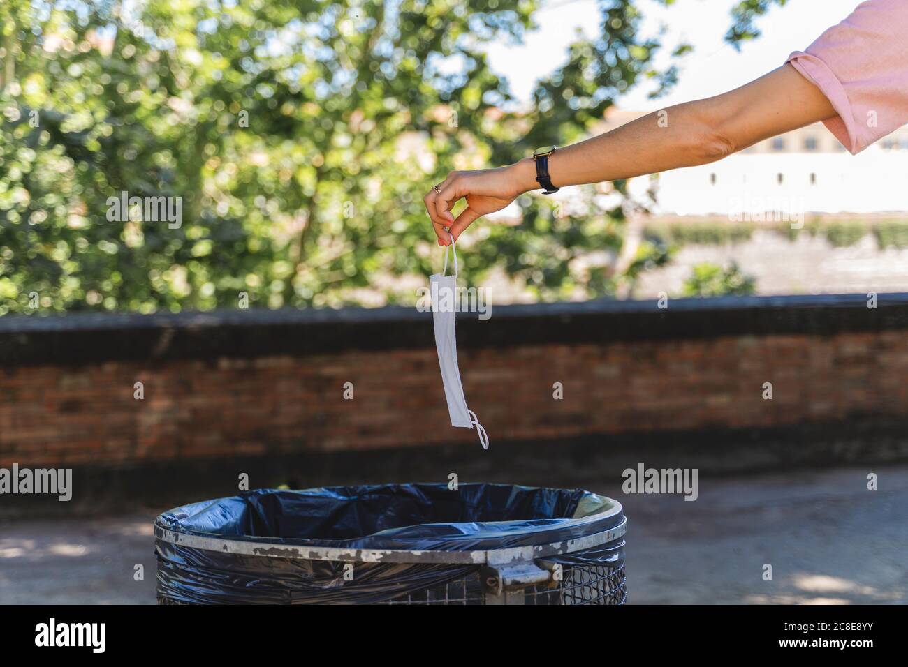 Garbage bin italy hi-res stock photography and images - Alamy