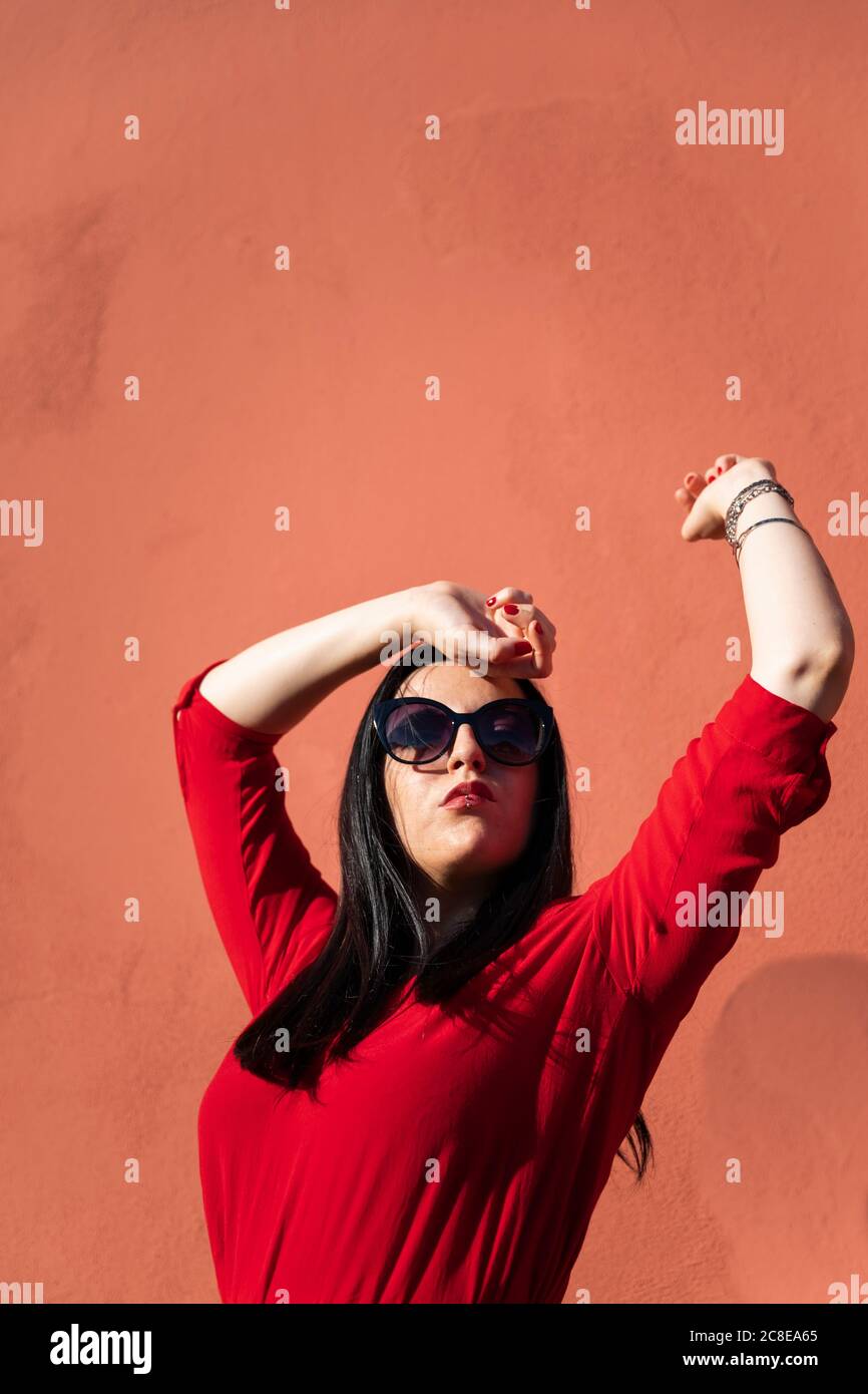 Young spanish woman wearing glasses hi-res stock photography and images ...