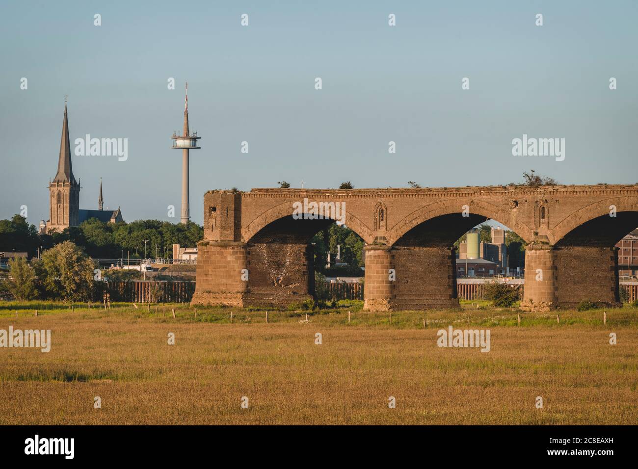 Germany, North Rhine-Westphalia, Wesel, Ruins of Wesel Railway Bridge ...