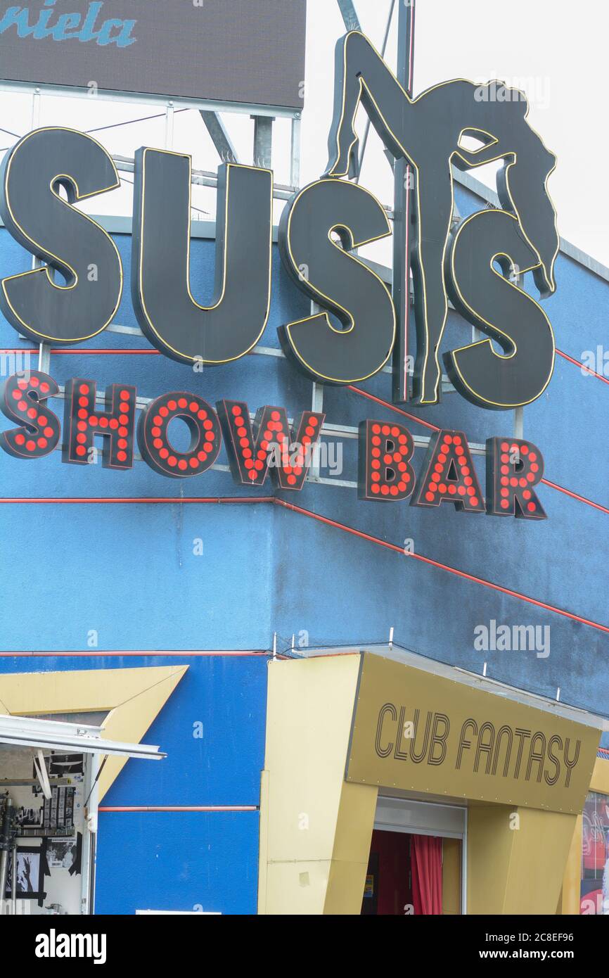 Susis show bar hi-res stock photography and images - Alamy