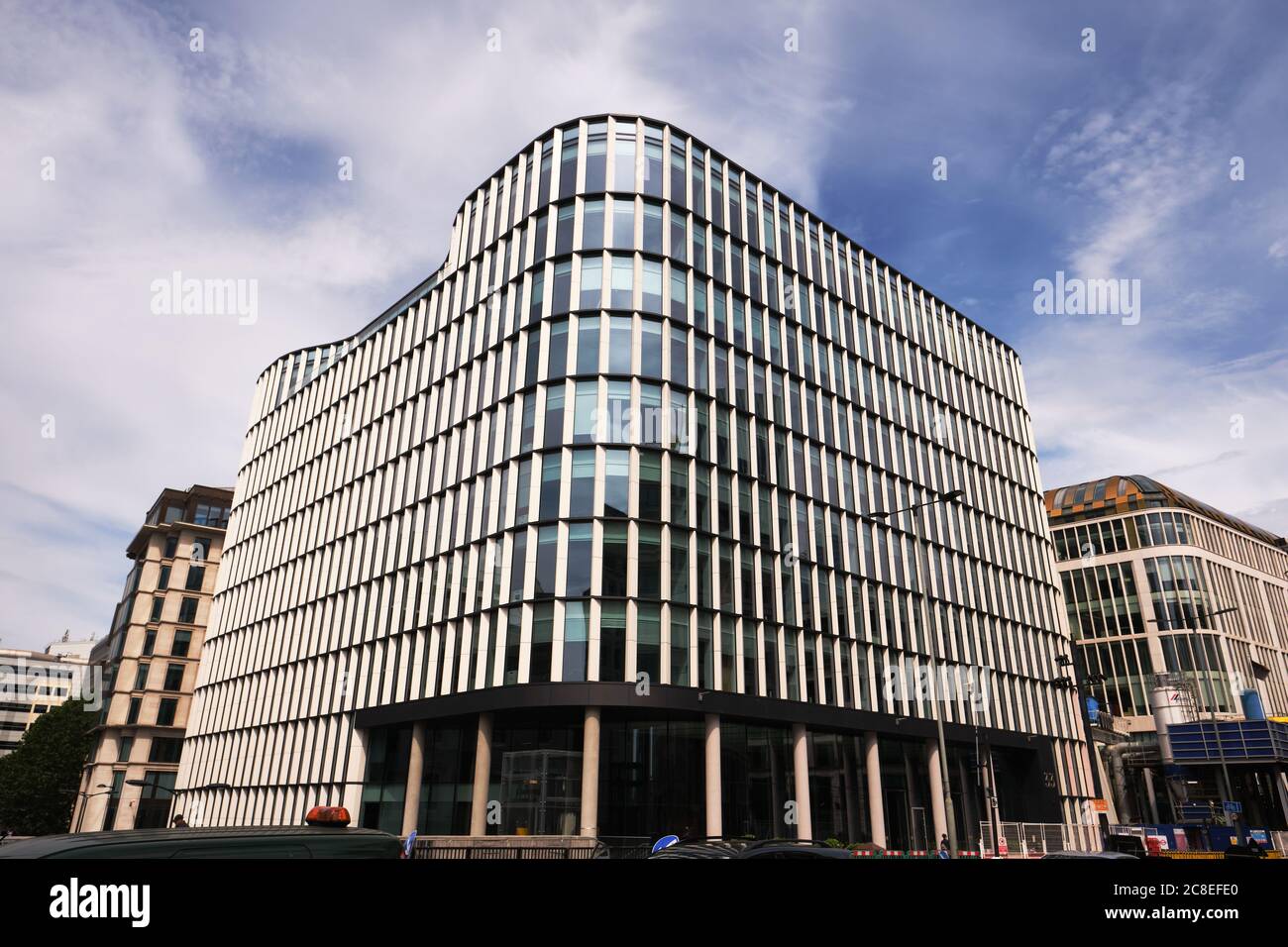 Wells Fargo building at 33 King William St, Candlewick, London EC4R 9AT ...