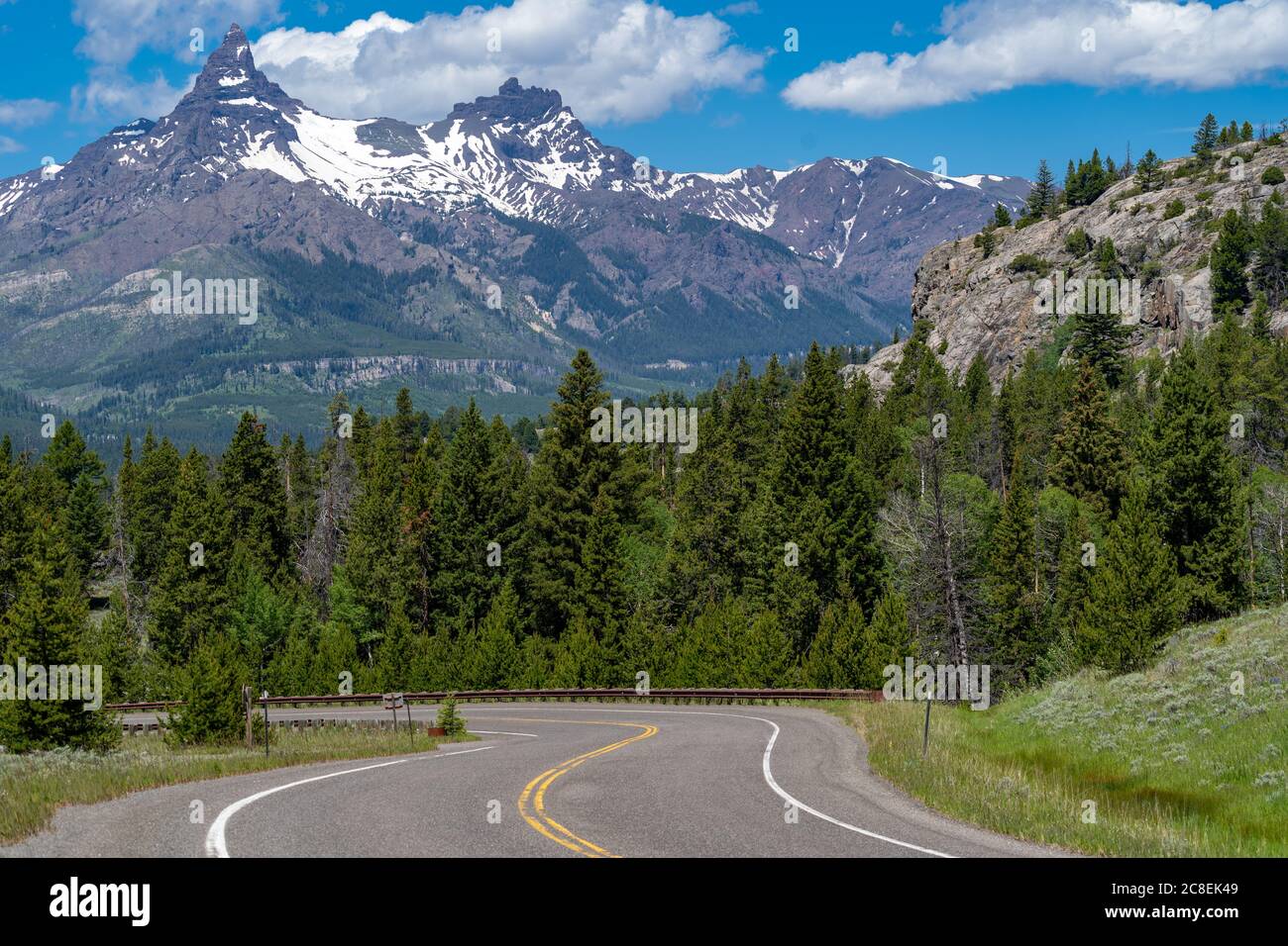 Highway 212, also known as the Beartooth Highway mountain pass in ...