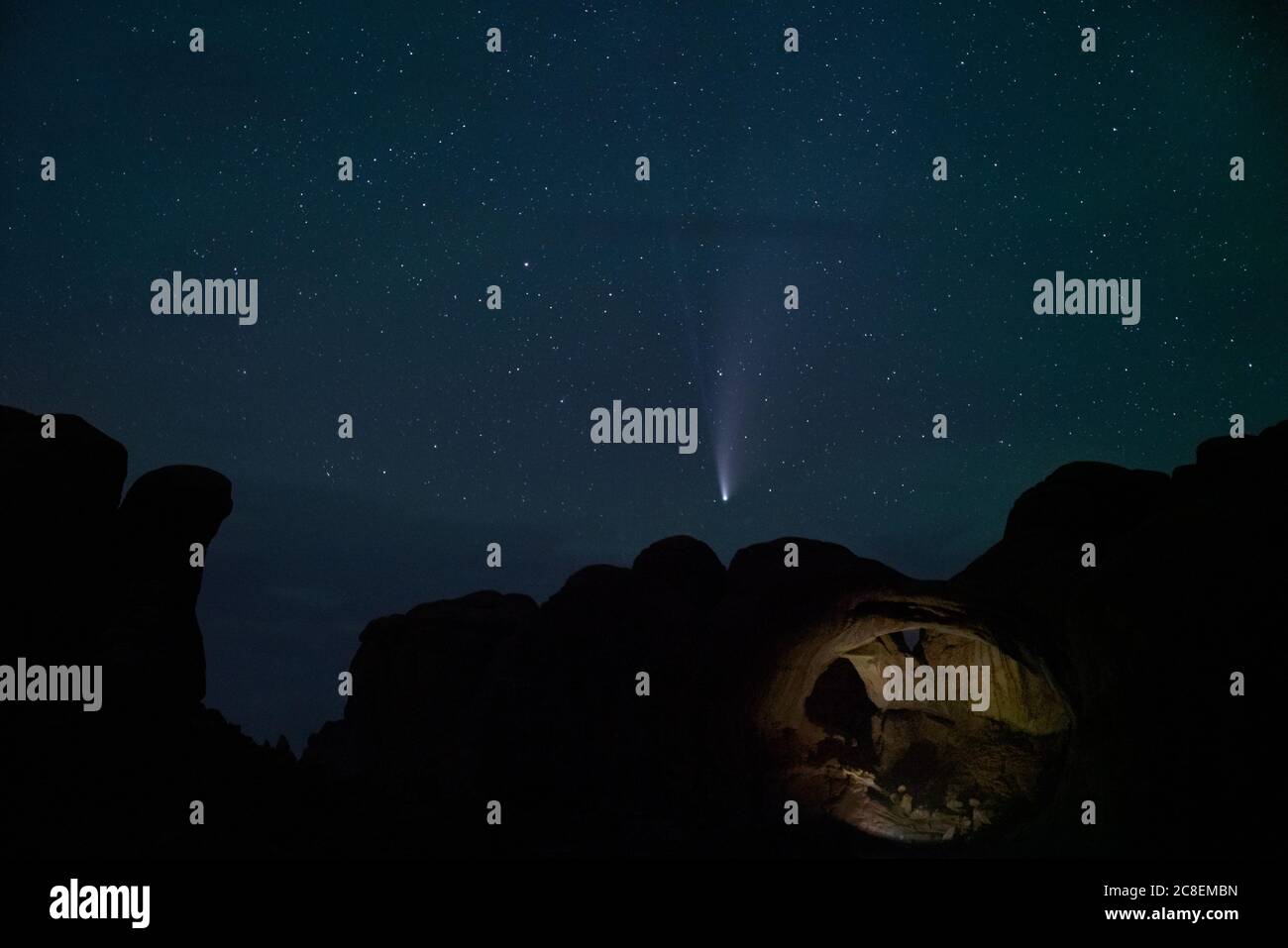 Stars over arches national park hi-res stock photography and images - Alamy