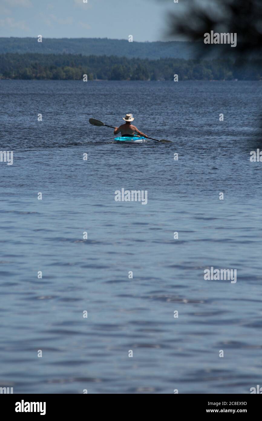 Kayak exploration images hi-res stock photography and images - Alamy