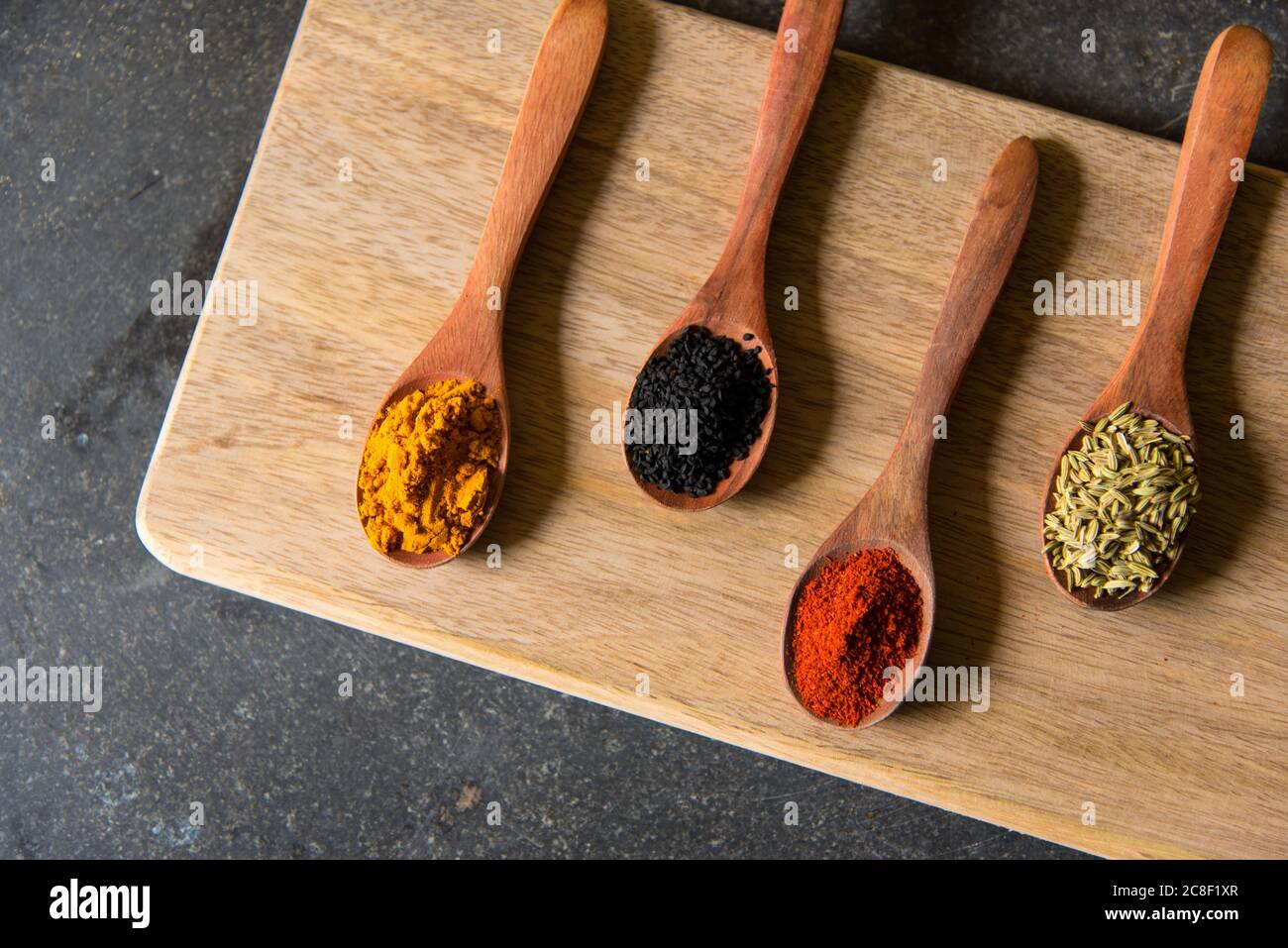 Kitchen spices cloves hi-res stock photography and images - Alamy