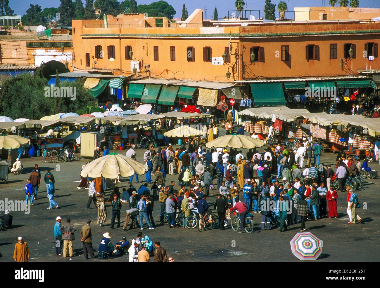 Square of the dead marrakesh hi-res stock photography and images - Alamy