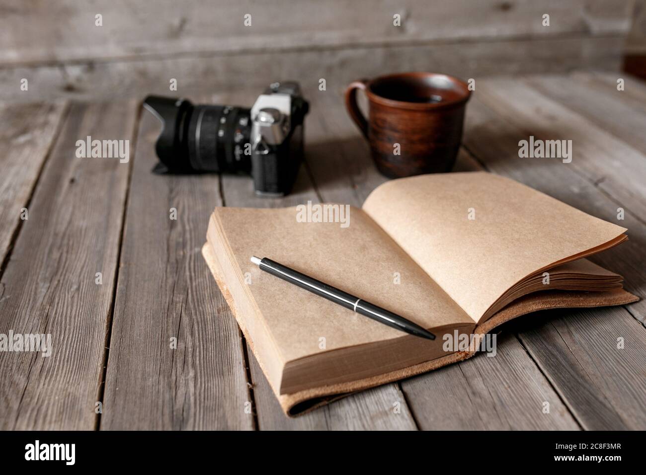 Vintage photographers card hi-res stock photography and images - Alamy