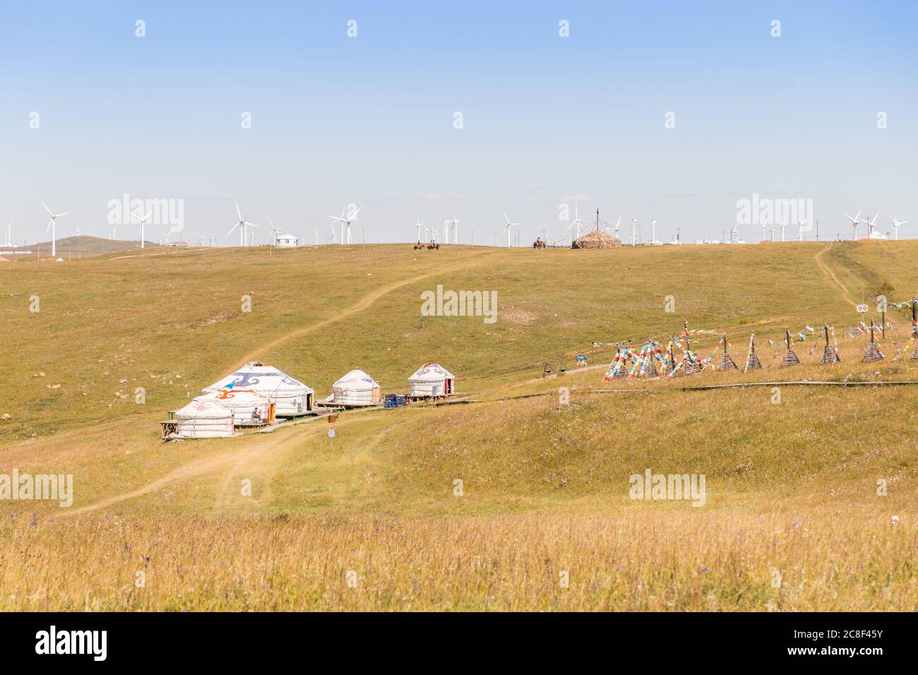 Beautiful white Yurts in Huanghuagou Huitengxile grassland near Hohhot ...
