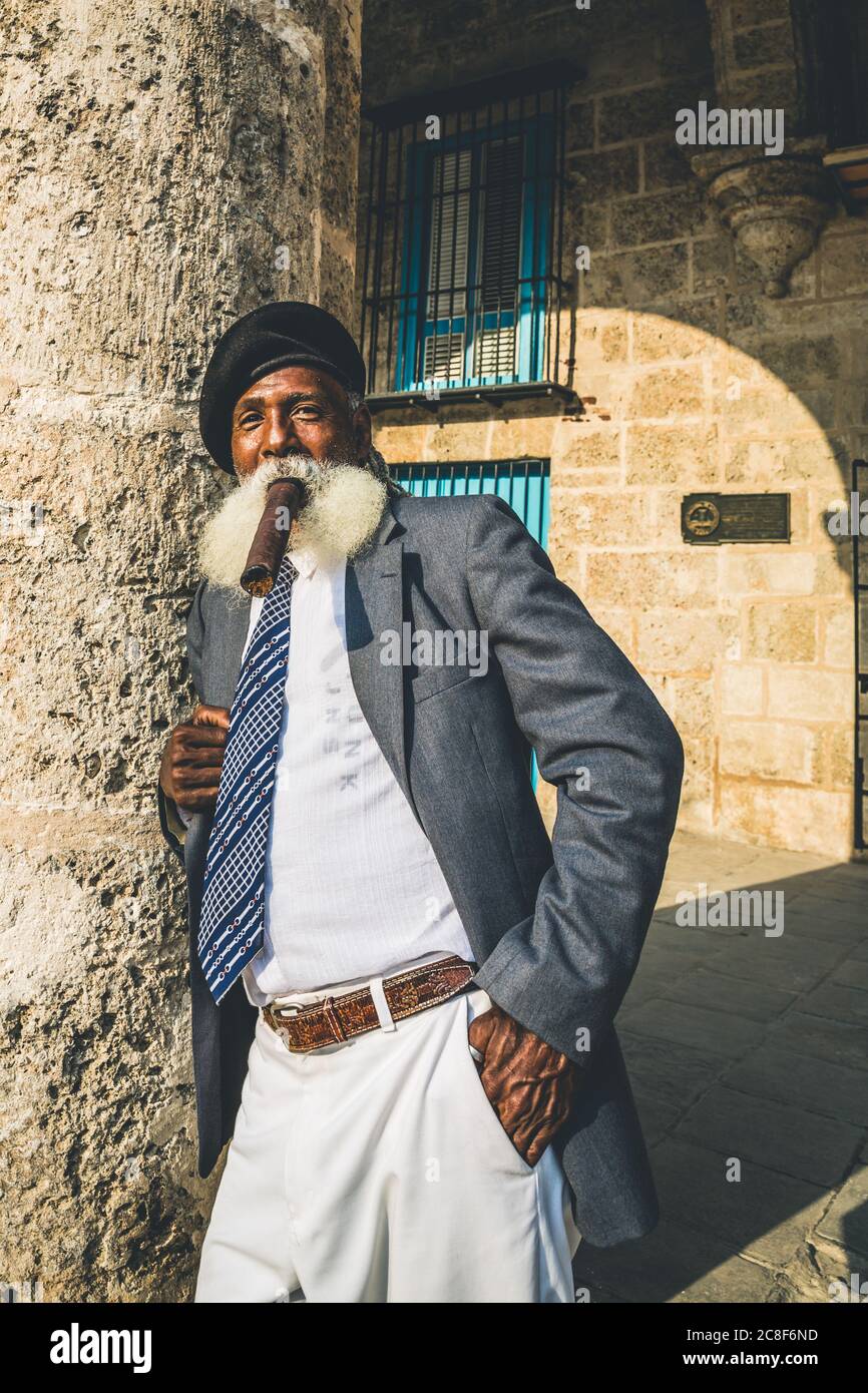 Handsome cuban man hi-res stock photography and images - Alamy