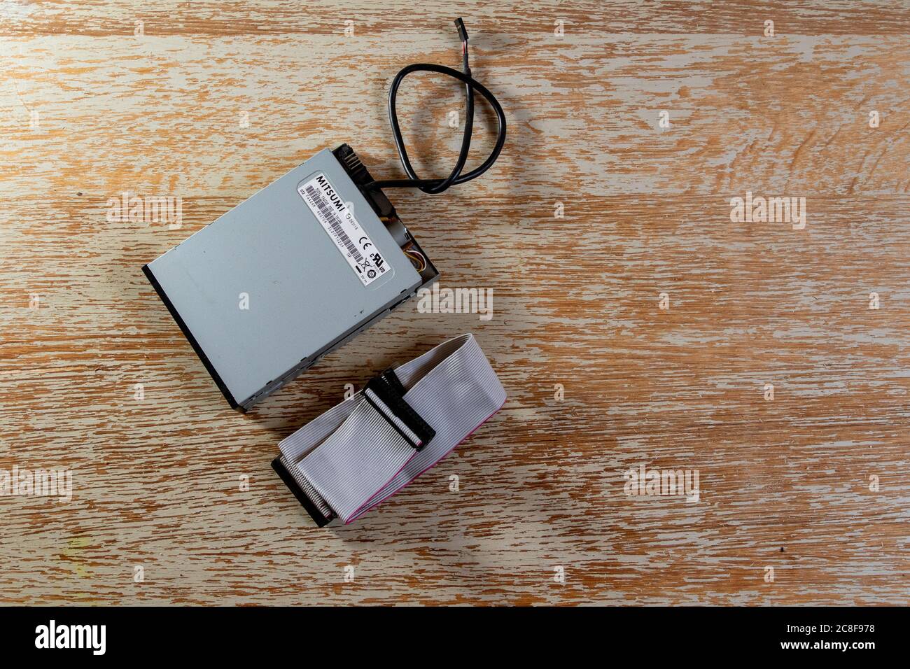 Mitsumi 3.5" floppy disk drive with integrated card reader slots Stock ...