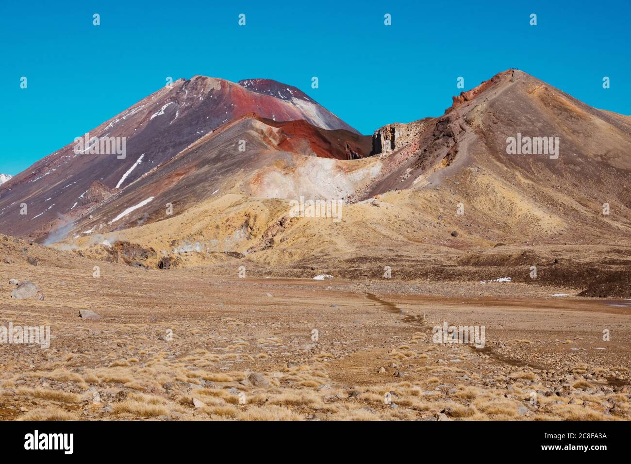 Red Crater and Mt. Ngāuruhoe, an active volcano on the Tongariro ...