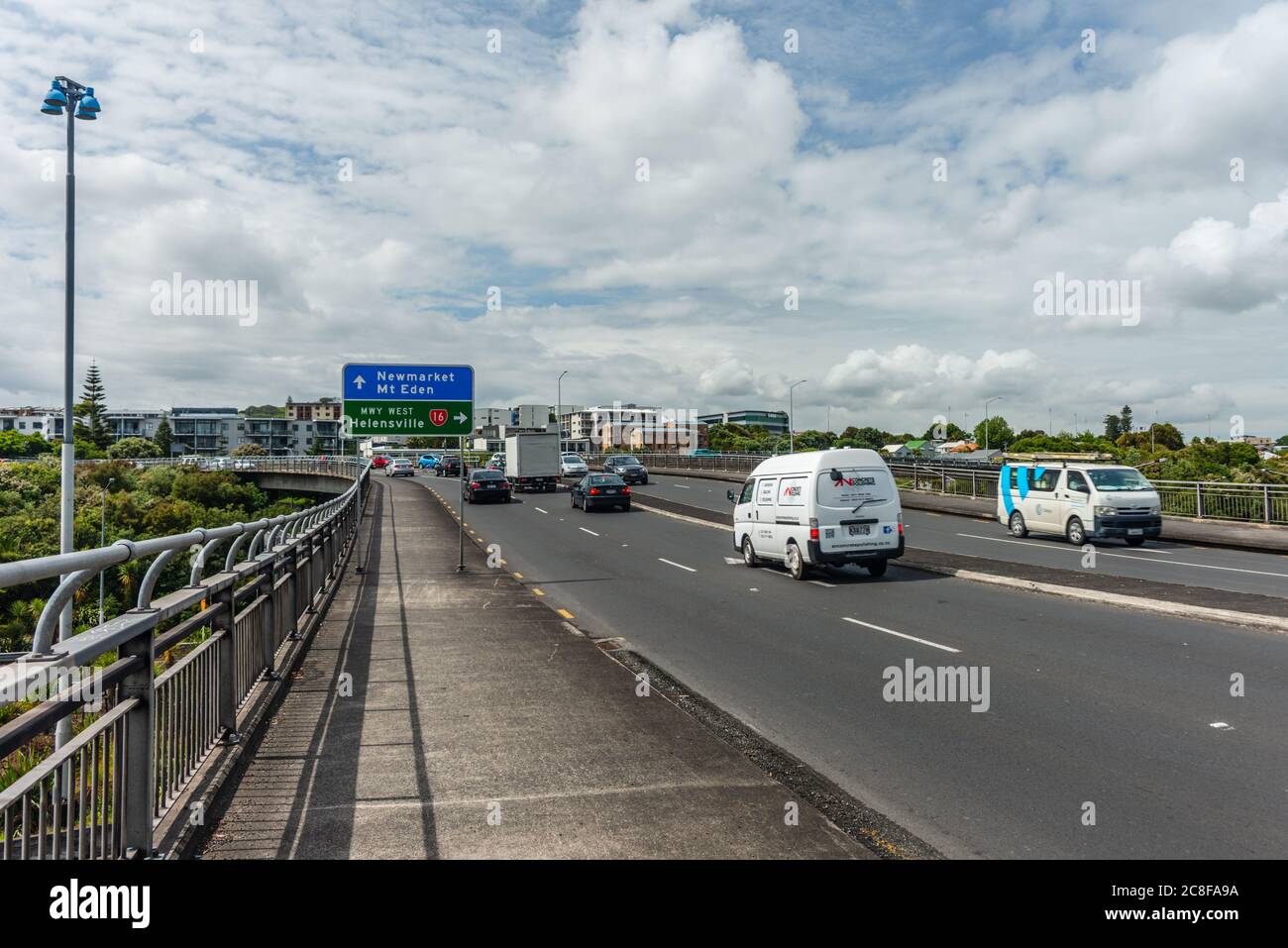 Streets in Auckland, Traffic on a bridge on Newton road Stock Photo - Alamy